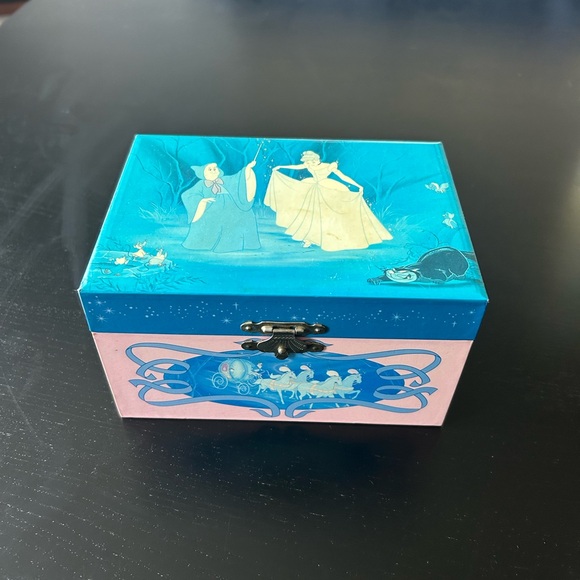 Disney | Storage & Organization | Vintage Disney Cinderella Musical ...